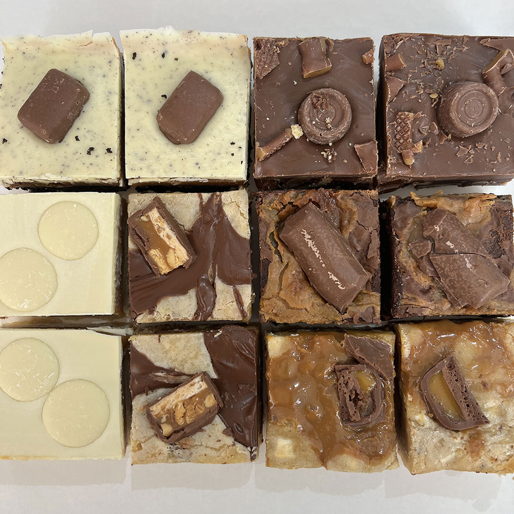 Buy 12 Tray Bakes Online - Large Box - they bake